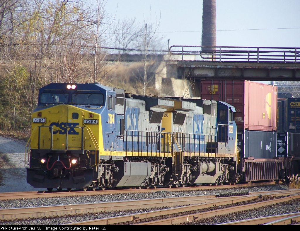 Northbound from Dixie.